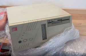 Escom Intel 80286 Prozessor Desktop PC – mit Turbo Modus von 1991 ...